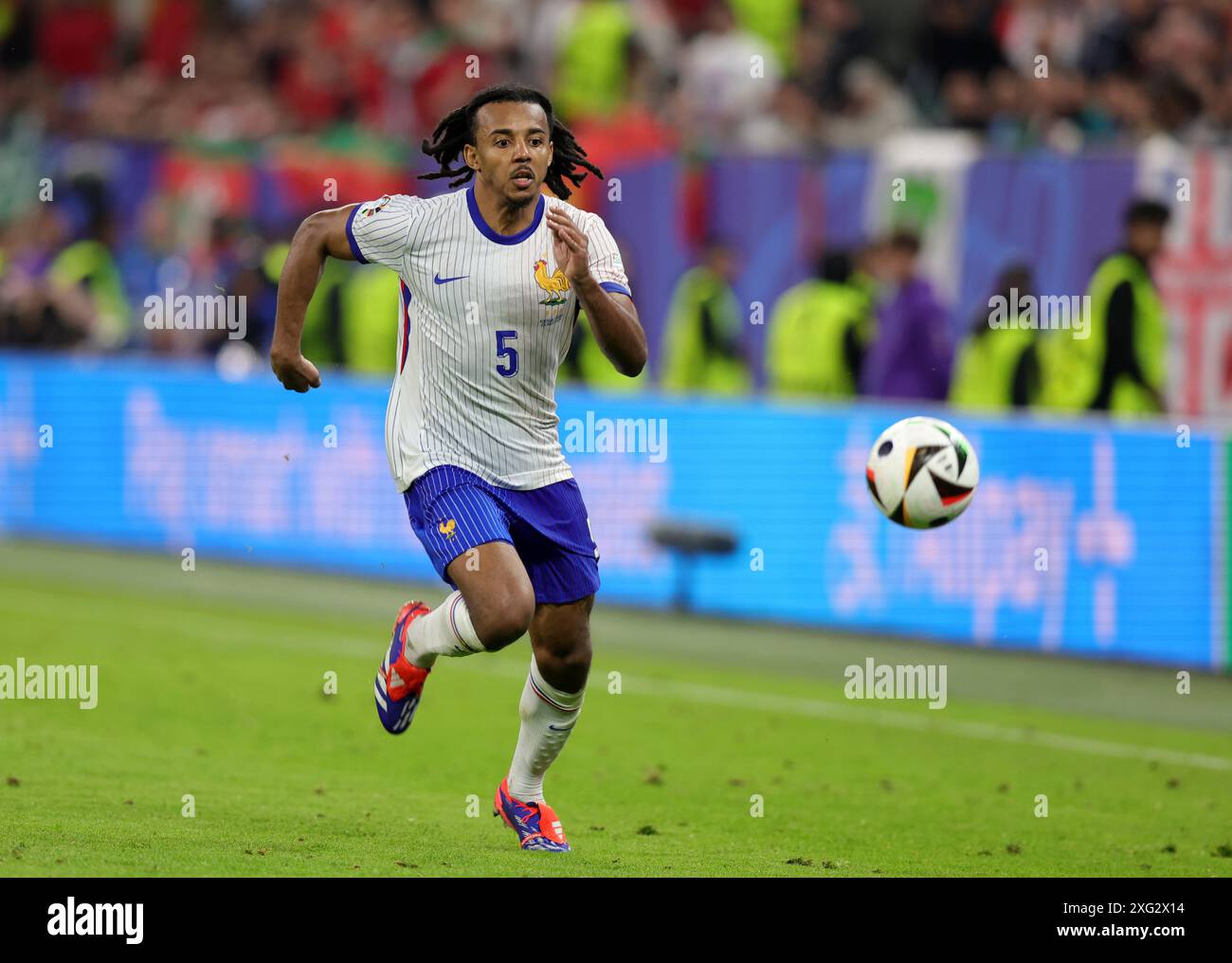 Jules kounde france hi-res stock photography and images - Alamy