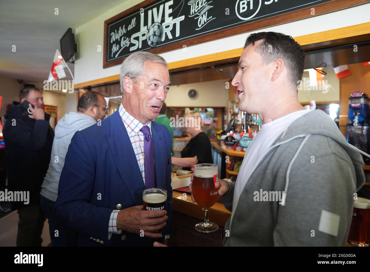 Reform UK leader Nigel Farage (left) and new Reform MP for South ...