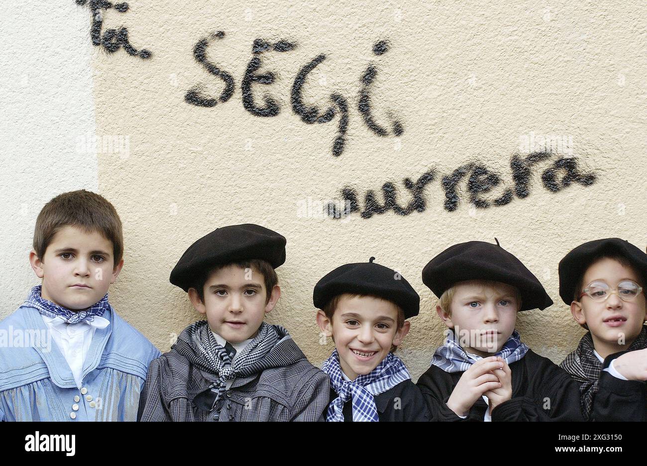 Ta segi aurrera (´and goes on´ in Basque language) sign with children ...