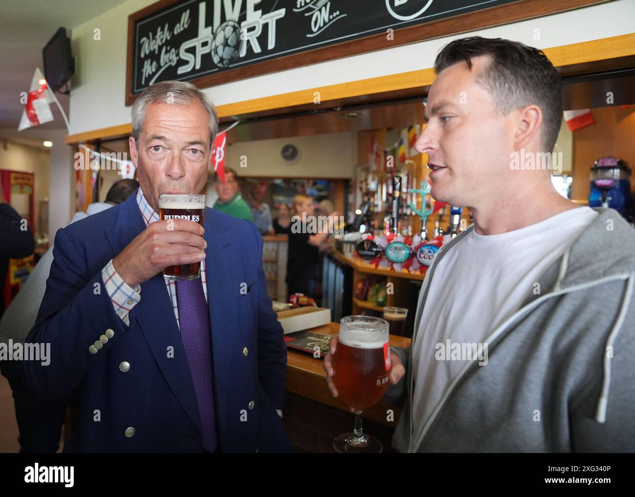 Reform UK leader Nigel Farage (left) and new Reform MP for South ...