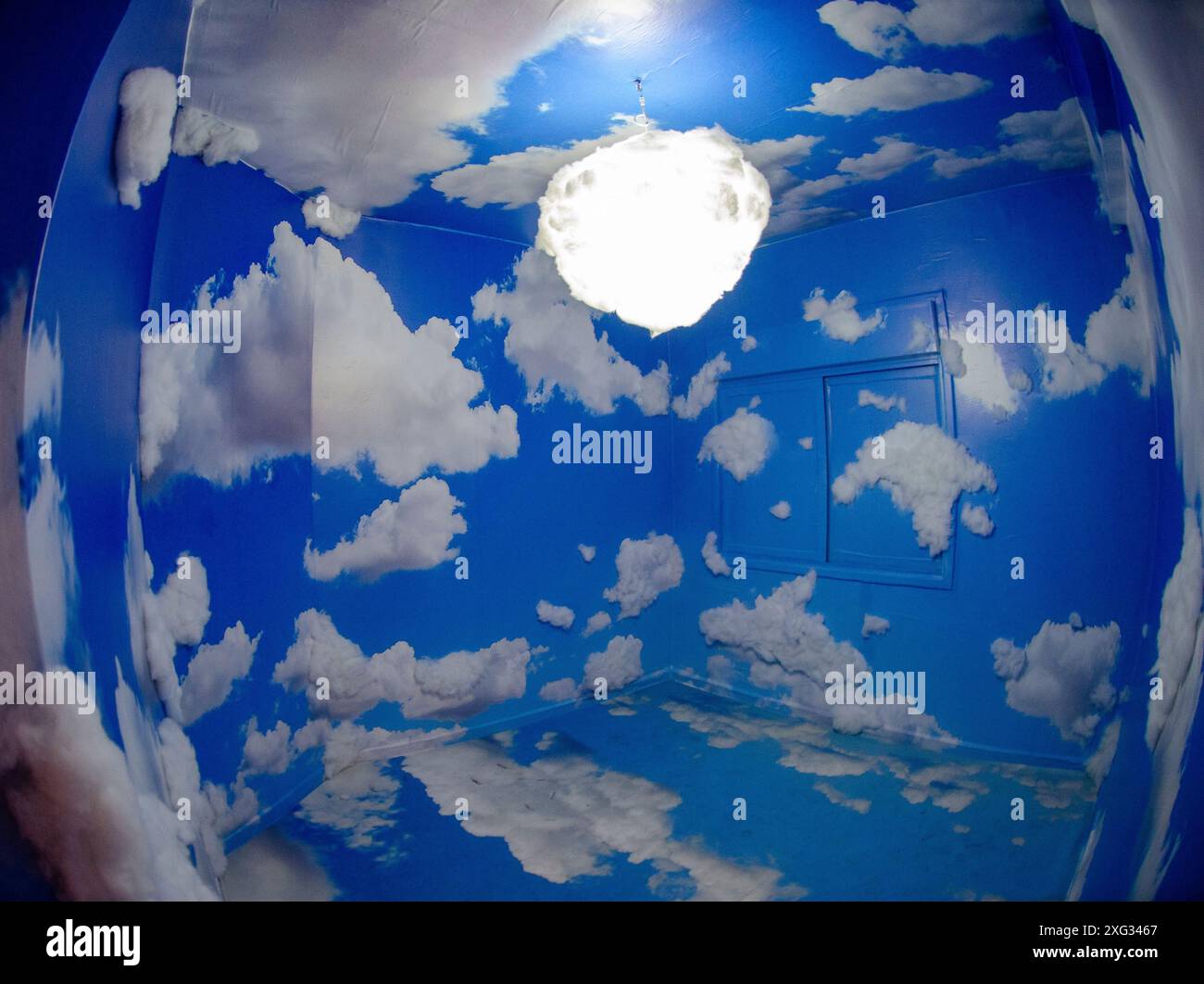 Dreamy Sky Inspired Cloud Room Stock Photo - Alamy