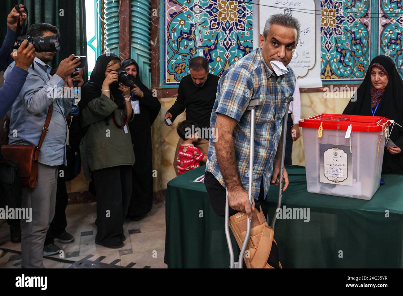 The second round of the Iranian presidential election Iranian people ...