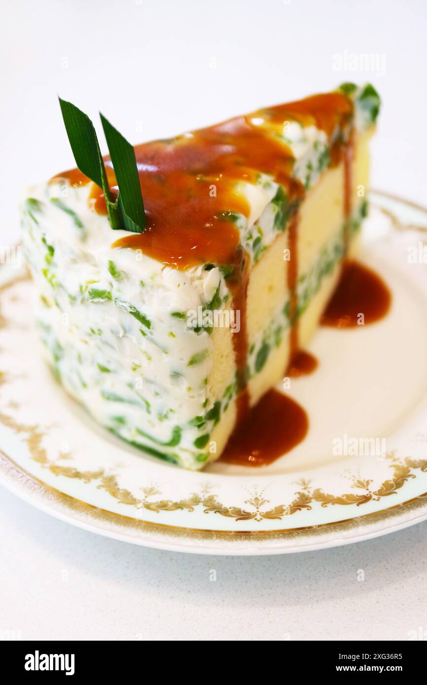 Mouthwatering Lod Chong Chiffon Cake, a Pandan Flavored Rice Flour in ...
