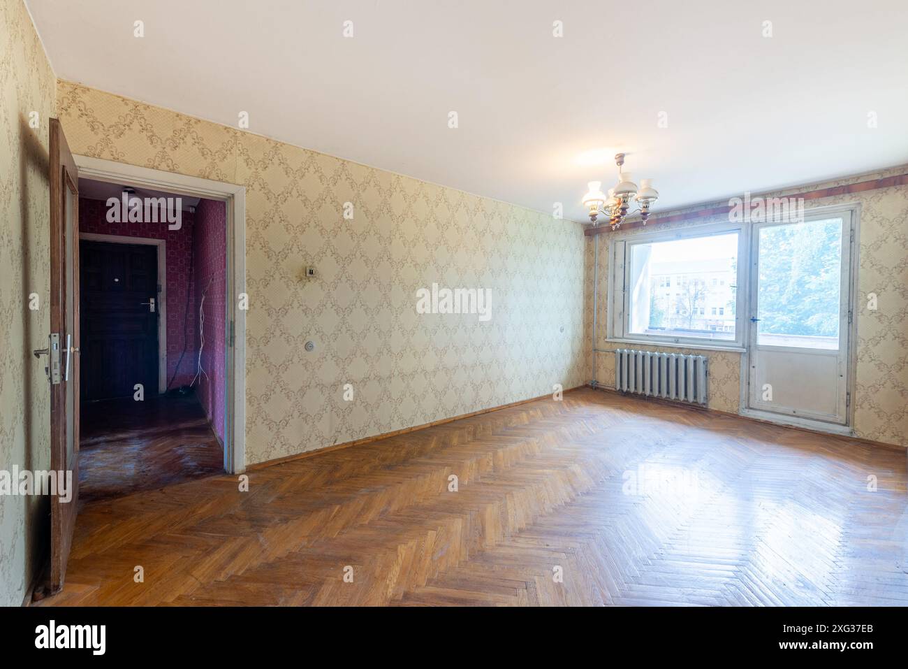 Poor living room hi-res stock photography and images - Alamy