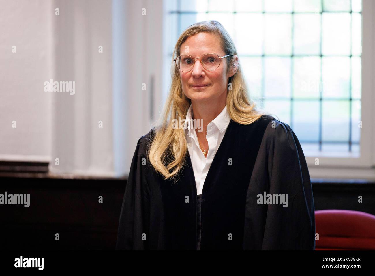 Richterin Dr. Marion Slota-Haaf bei dem Prozess gegen Bankier Christian ...