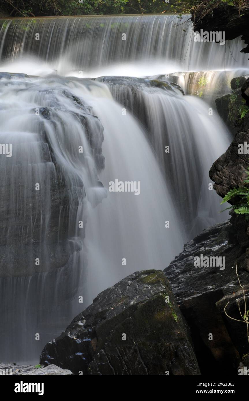 Aberdulais falls hi-res stock photography and images - Alamy