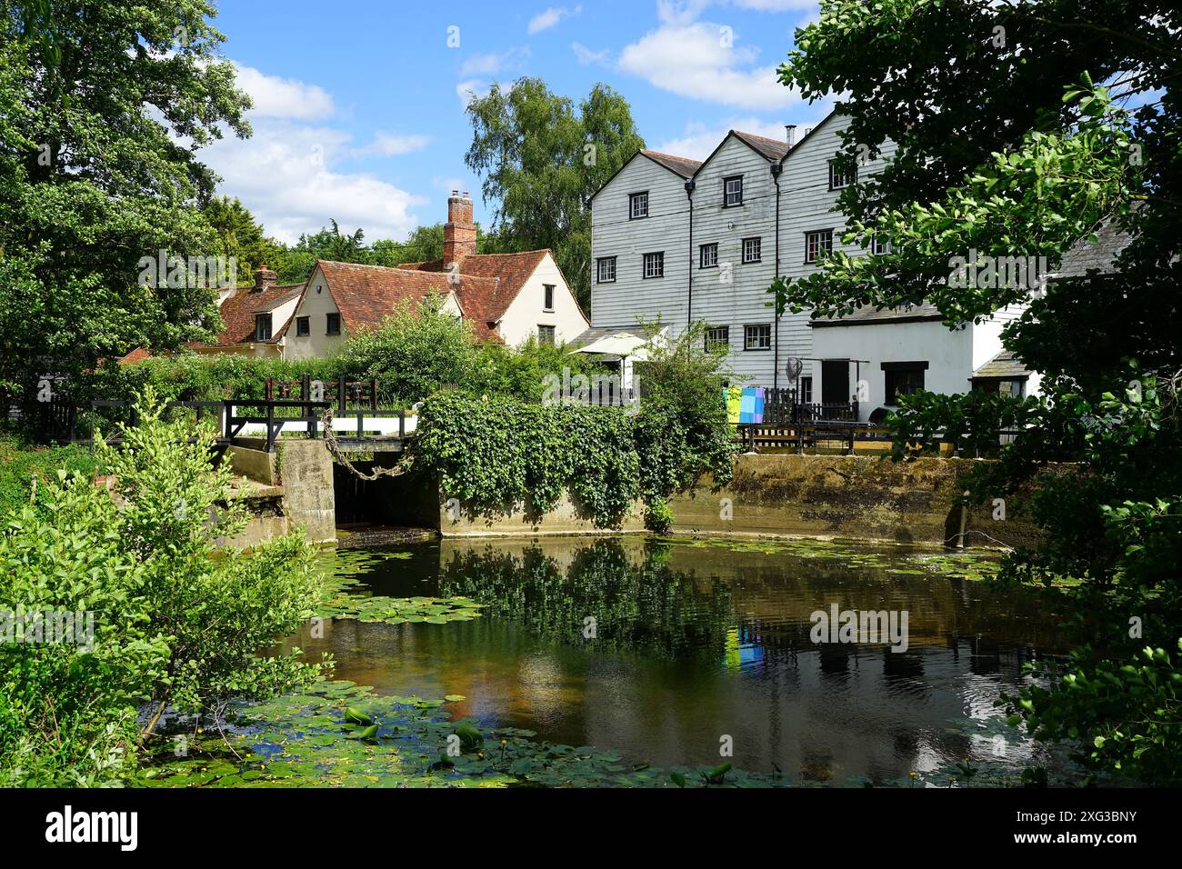Hulls watermill hi-res stock photography and images - Alamy