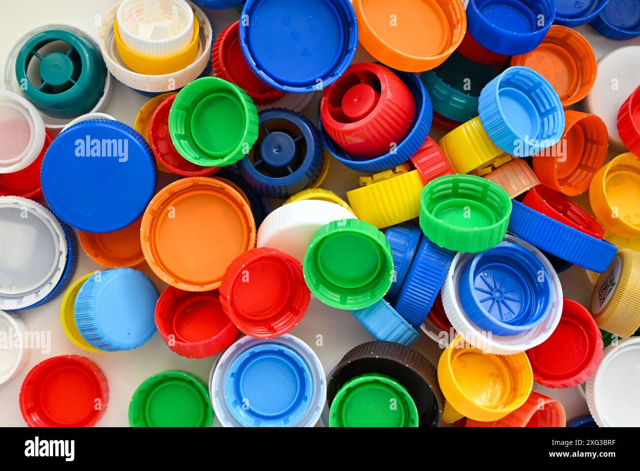 Scattered bottles hi-res stock photography and images - Alamy