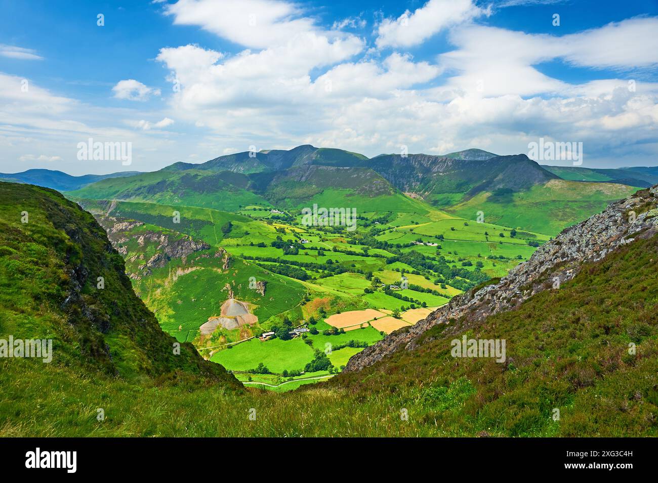 Newlands valley lake district national park hi-res stock photography ...