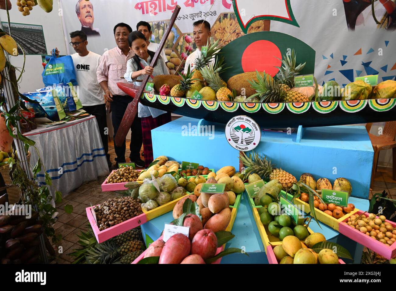 Dhaka, Bangladesh. 06th July, 2024. Tribal peoples display their ...