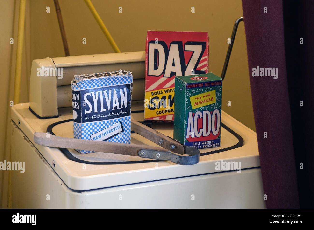 Vintage washing powder cartons on display Stock Photo - Alamy