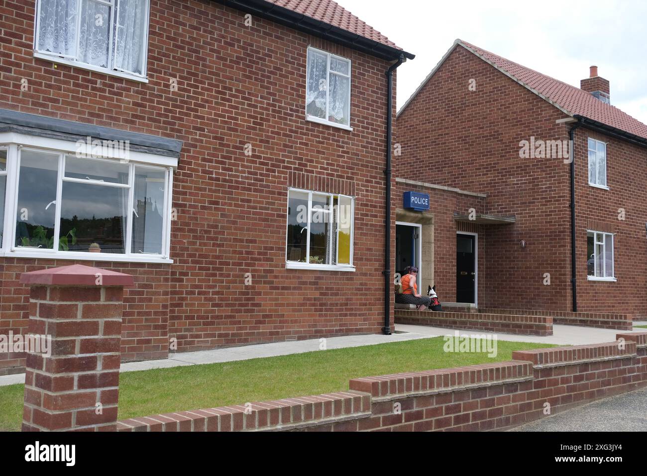 1950s police station hi-res stock photography and images - Alamy