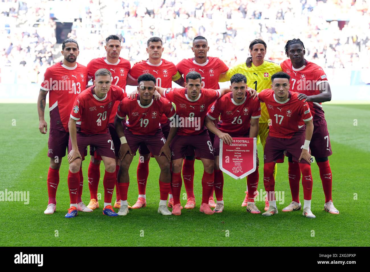 Granit xhaka switzerland goalkeeper hi-res stock photography and images ...