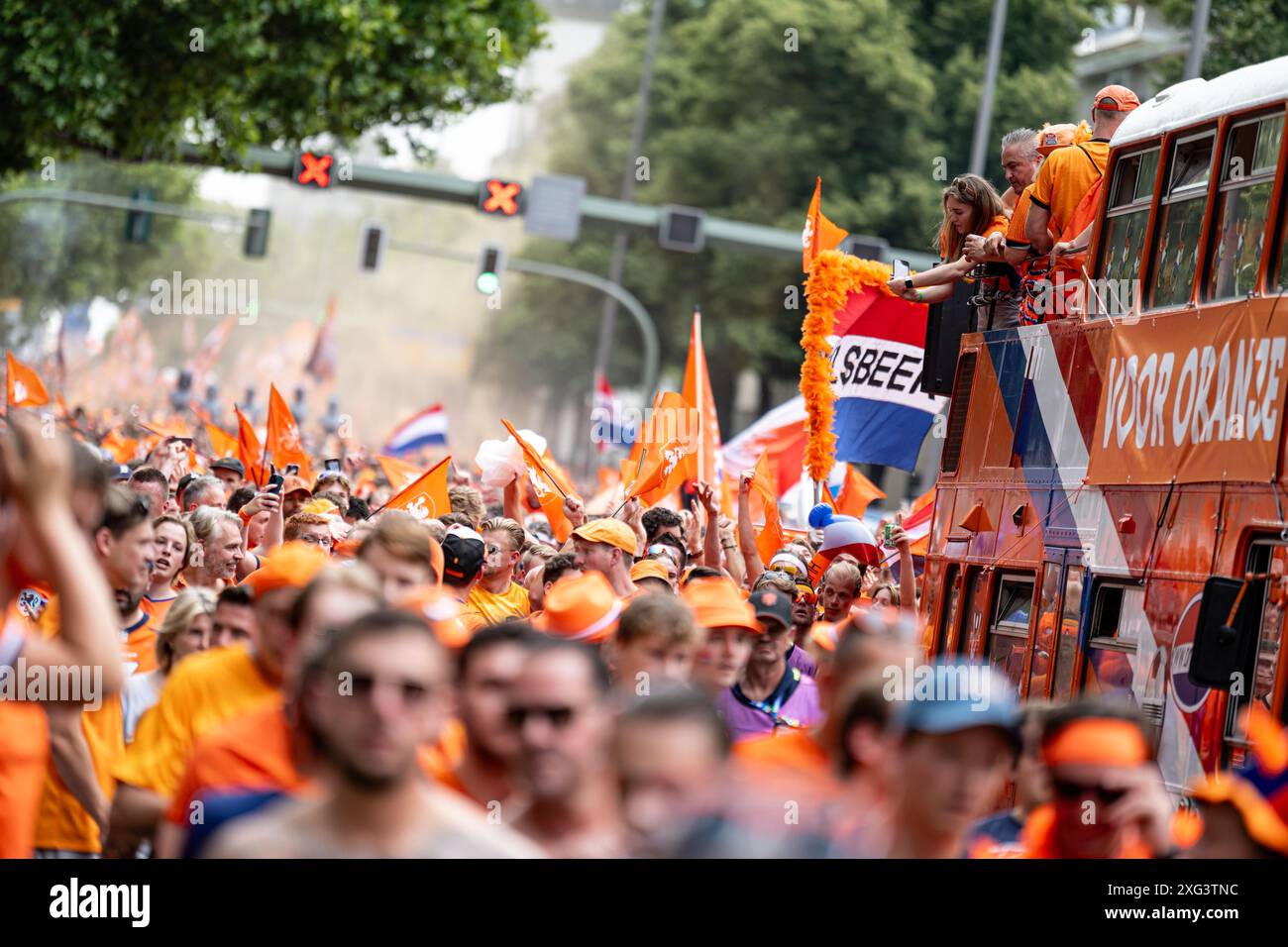 Netherlands fans bus hi-res stock photography and images - Alamy
