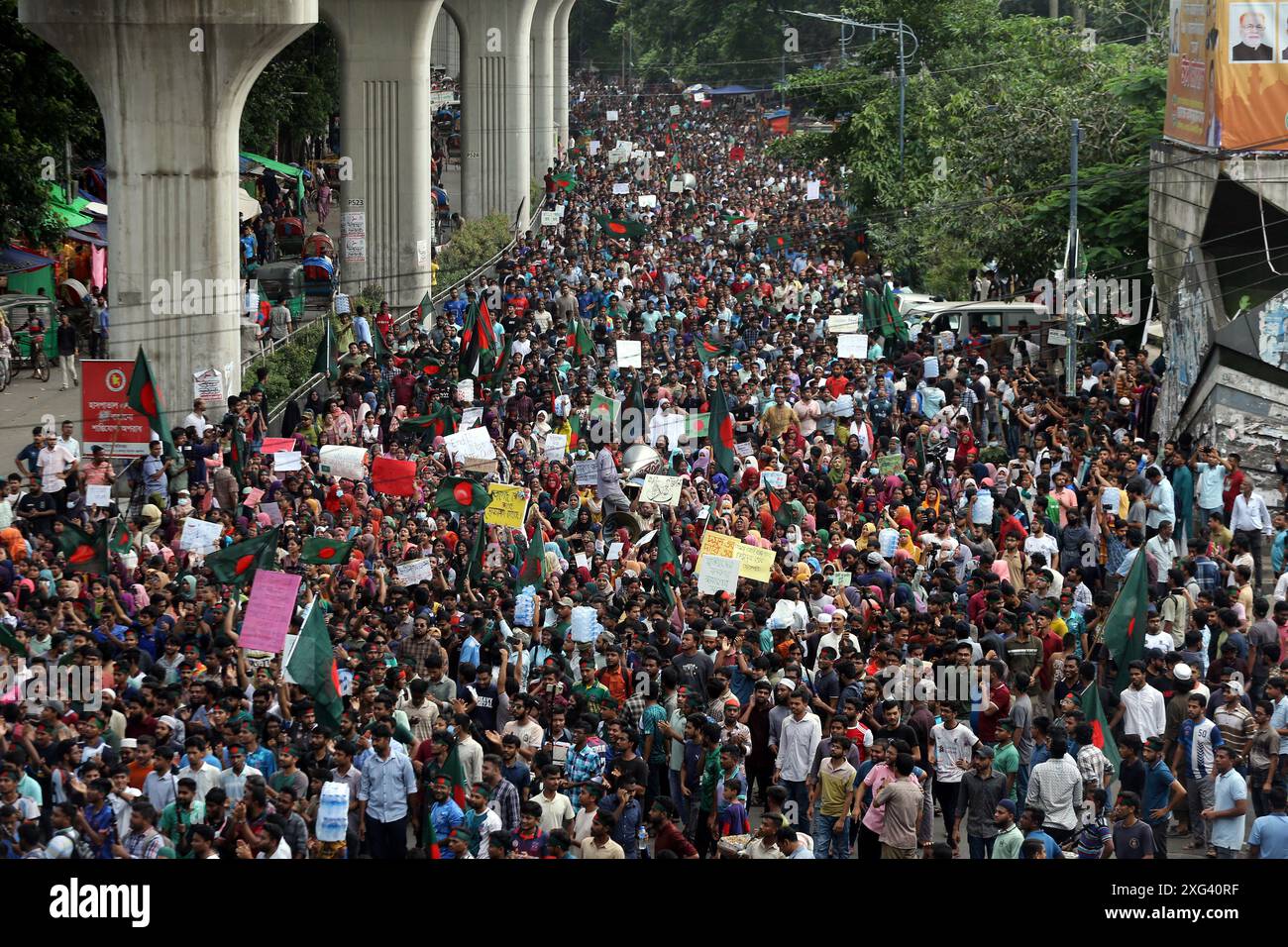 July 6, 2024, Dhaka, Wari, Bangladesh: Bangladeshi students block the ...