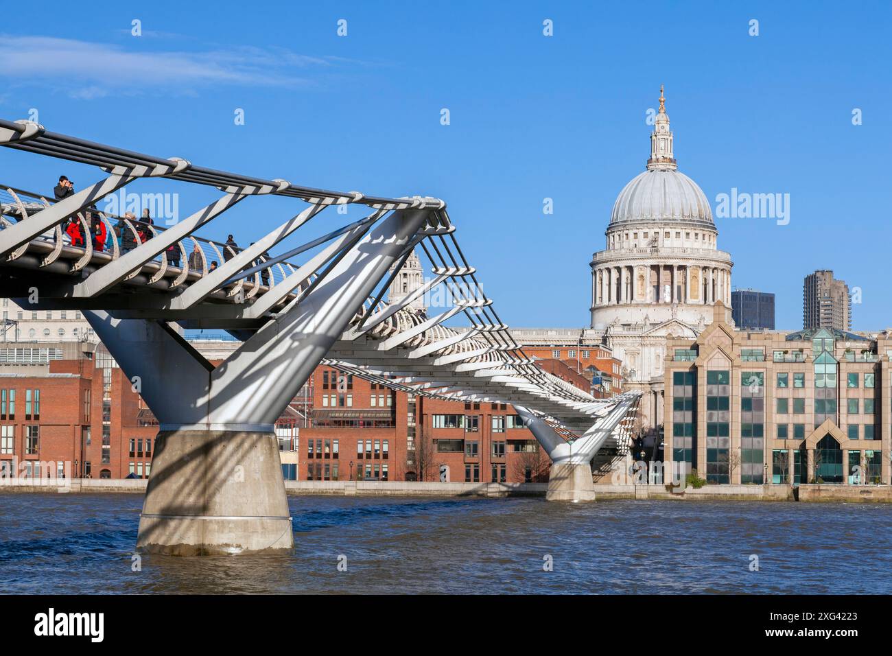 UK, England, London, Bankside, The London Millennium Footbridge with St ...