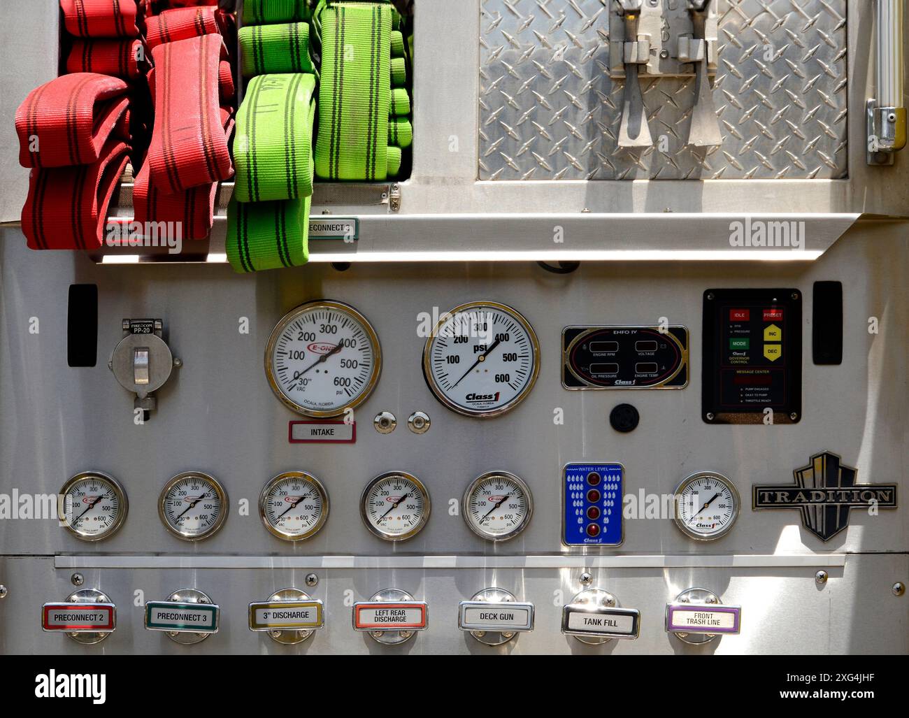 Fire engine gauges panel hi-res stock photography and images - Alamy
