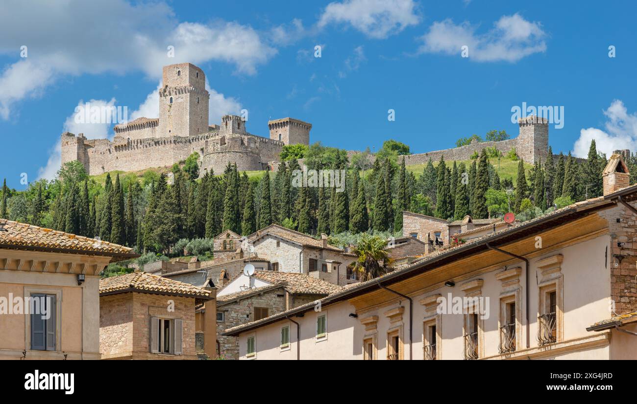 Assisi - The castle Rocca Maggiore Stock Photo - Alamy