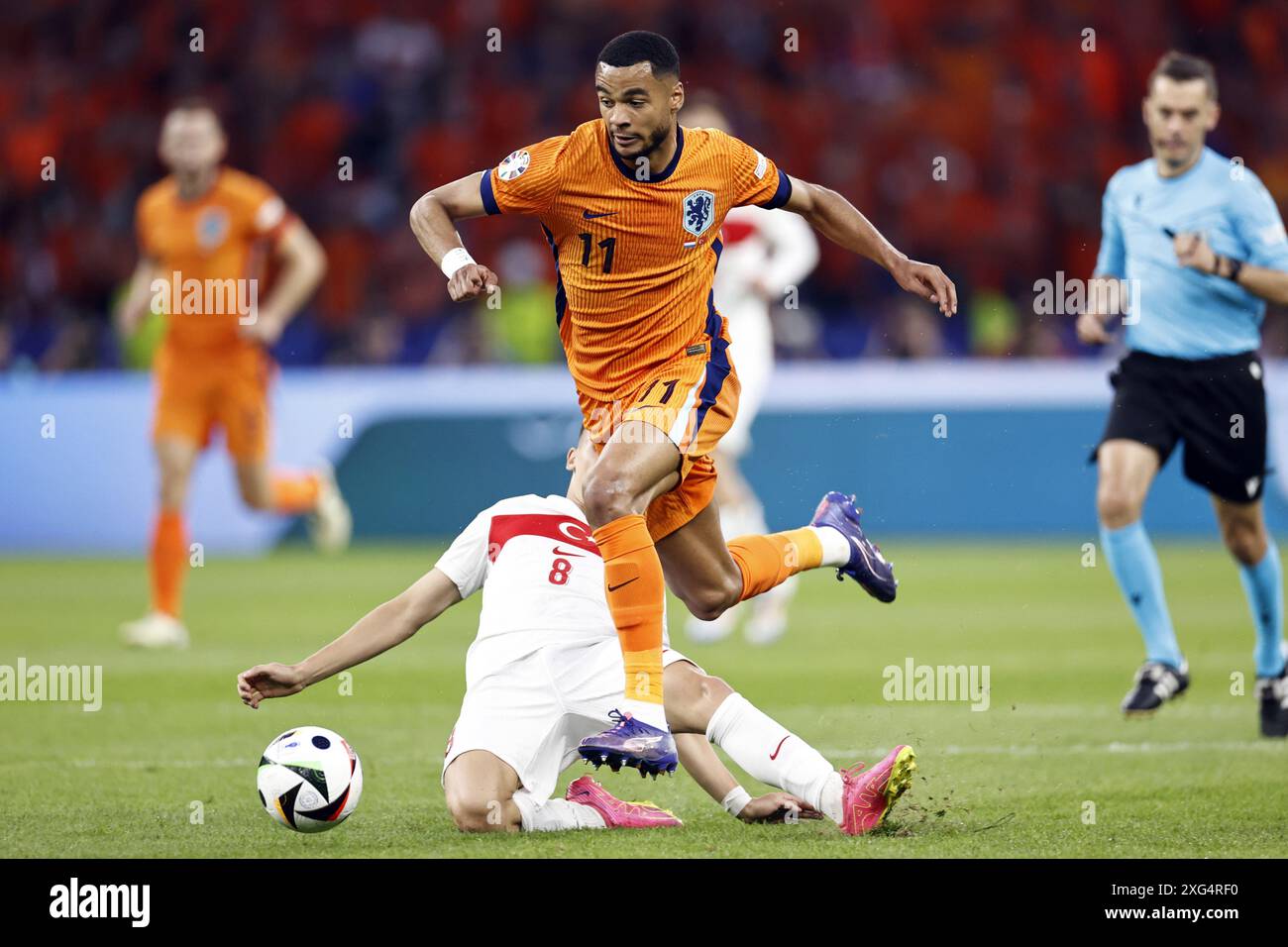 BERLIN - (l-r) Arda Guler of Turkey, Cody Gakpo of Holland during the ...