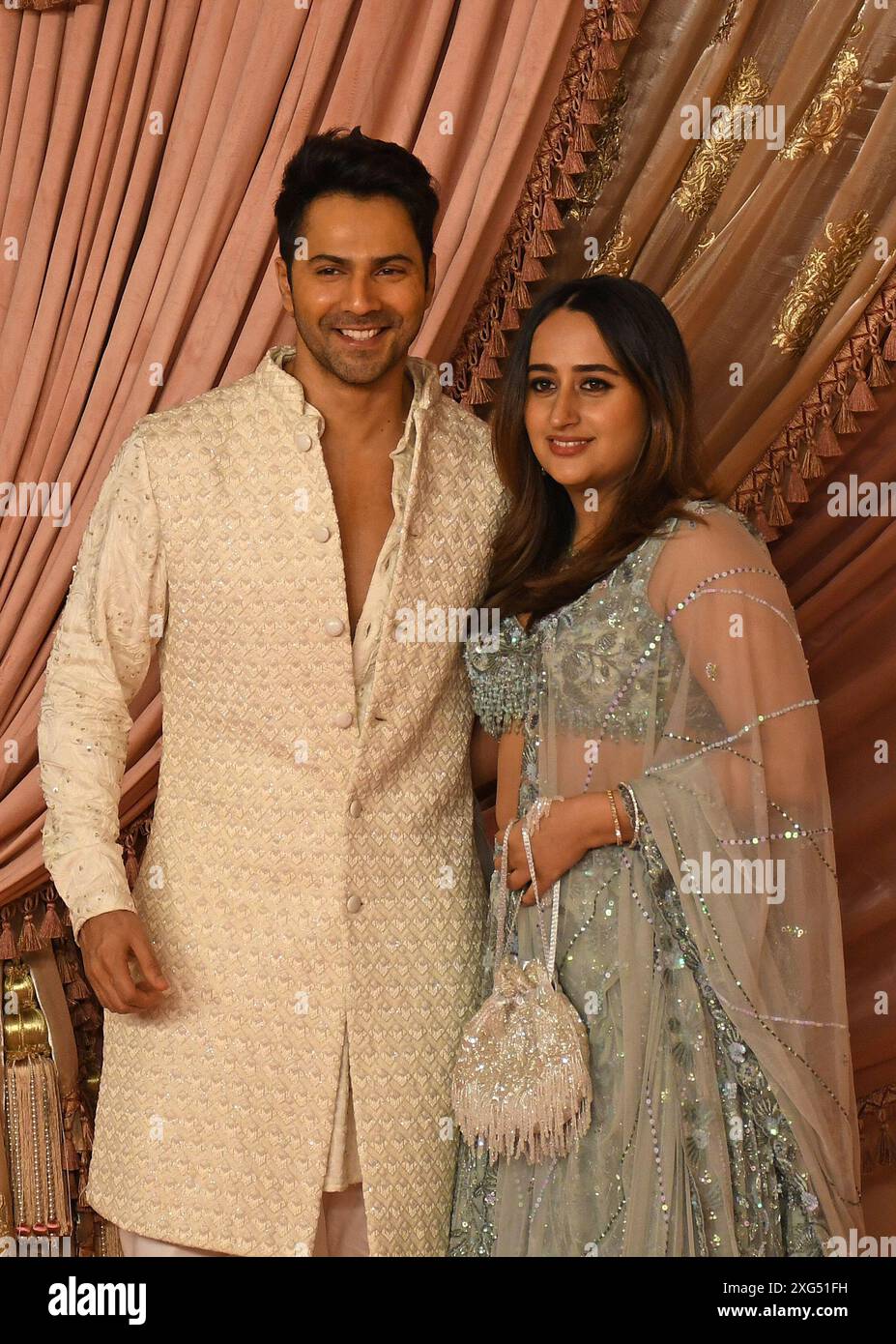 Mumbai, India. 05th July, 2024. Bollywood actor Varun Dhawan poses for ...