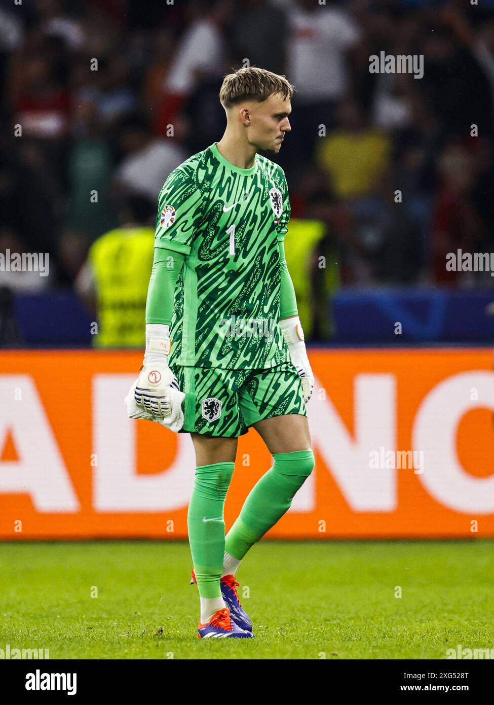 BERLIN - Holland goalkeeper Bart Verbruggen during the UEFA EURO 2024 ...