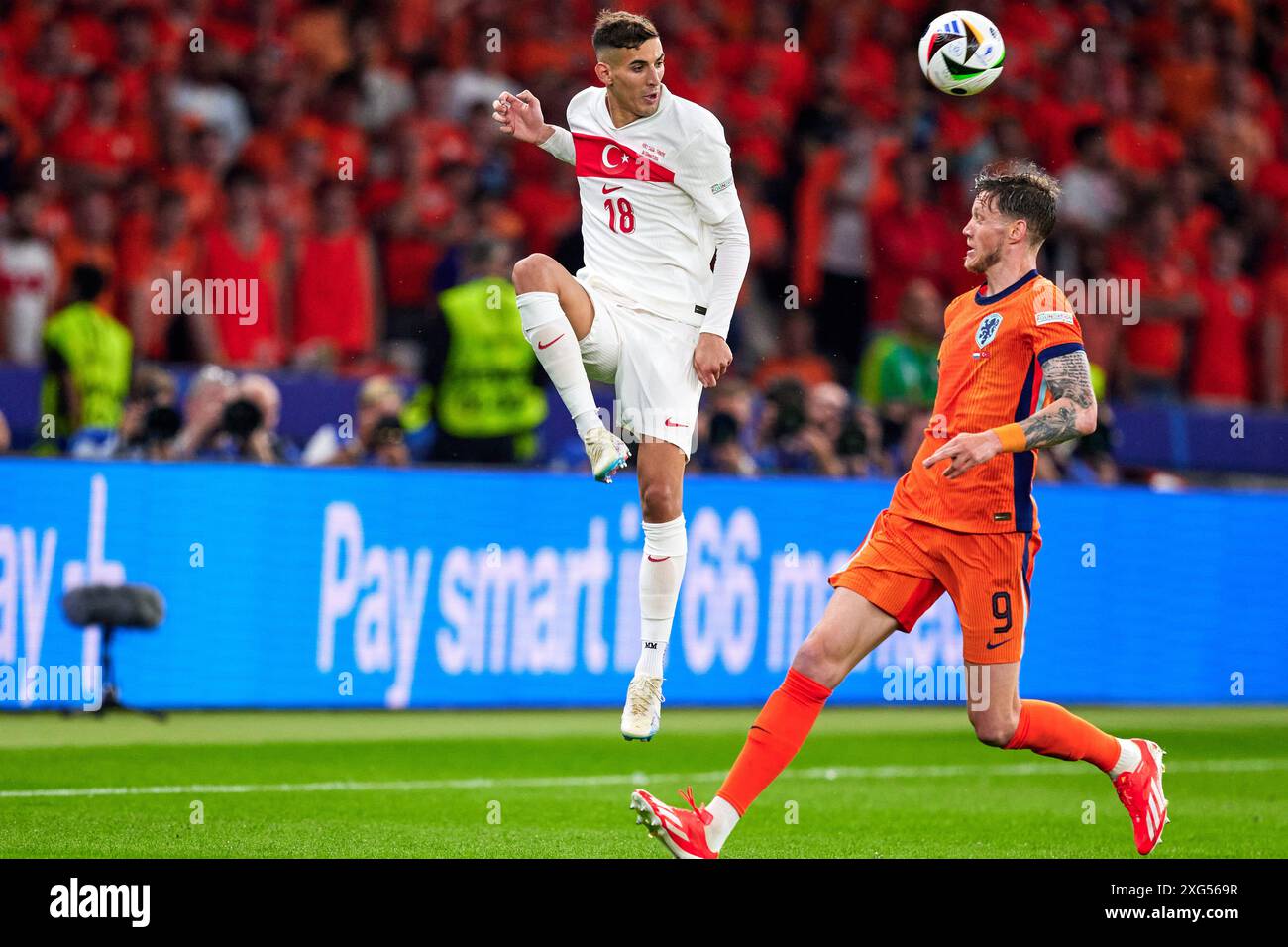 Mert Muelduer (Tuerkei, #18), Wout Weghorst (Niederlande, #09), GER, UEFA Euro 2024, Fussball ...