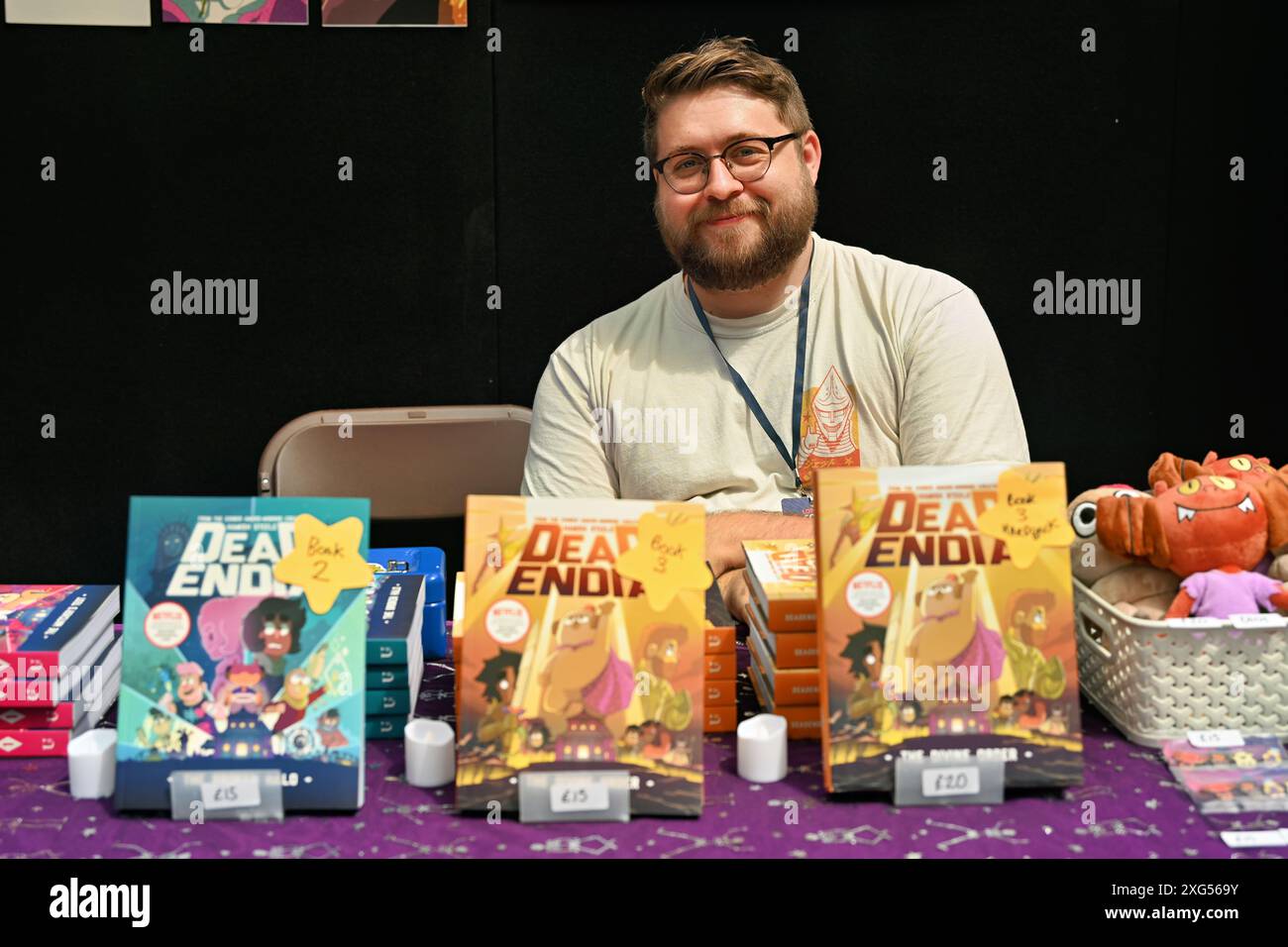 Danielle steele book hi-res stock photography and images - Alamy