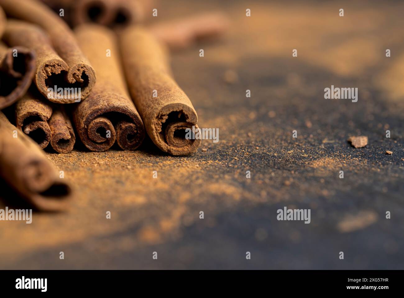Cinnamon sticks for making cinnamon powder as spices, spices of ...