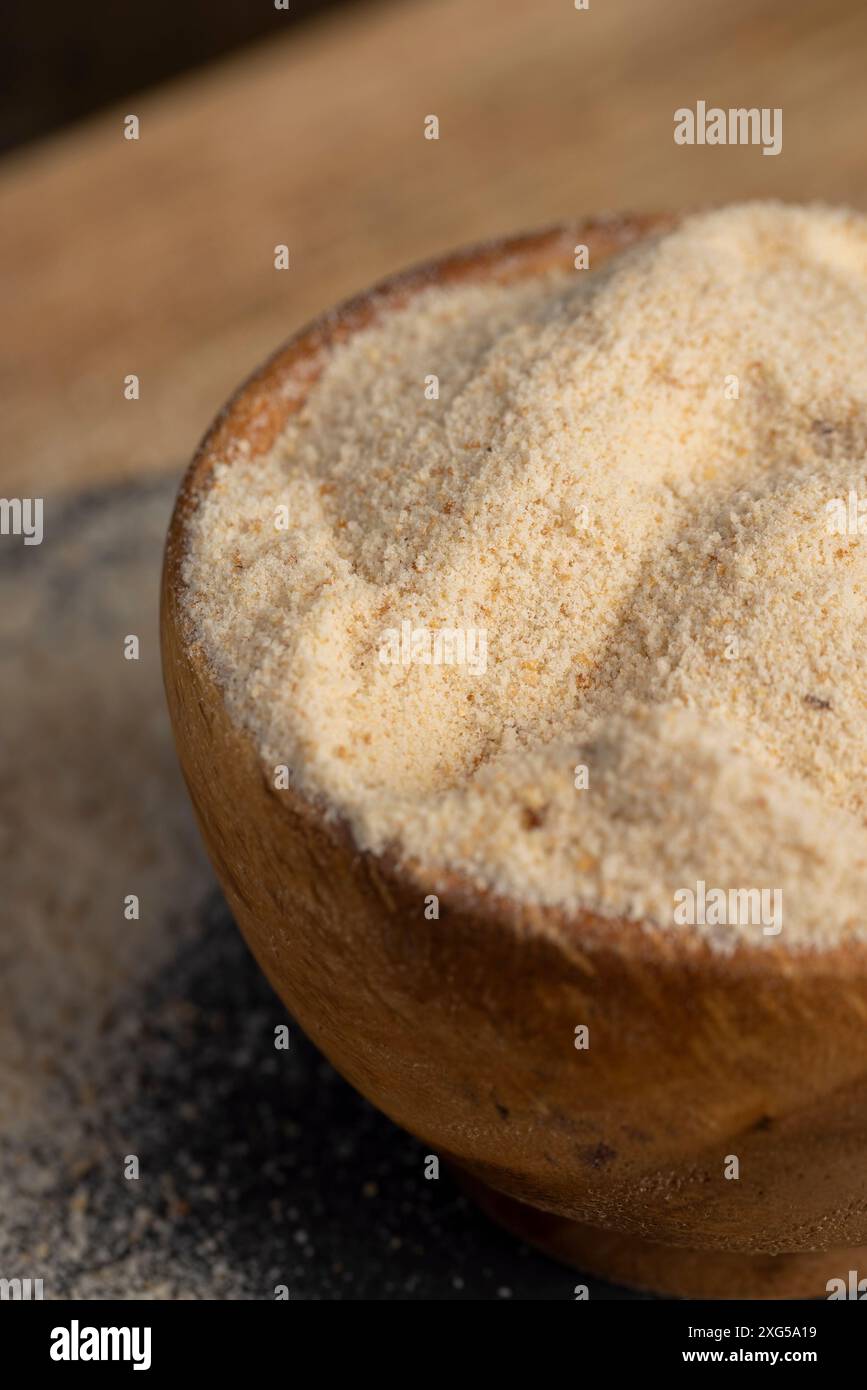 bread crumbs dried for cooking, fresh crumbly bread crumbs from ...