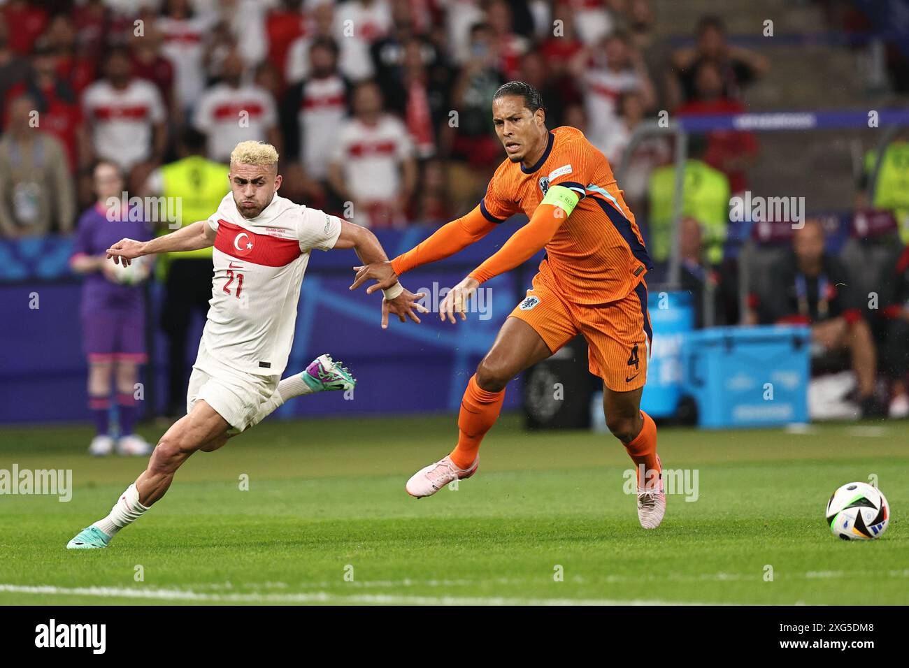 Berlin, Germany. 6th July 2024. Bars Alper Ylmaz (Turkiye)Virgil van ...
