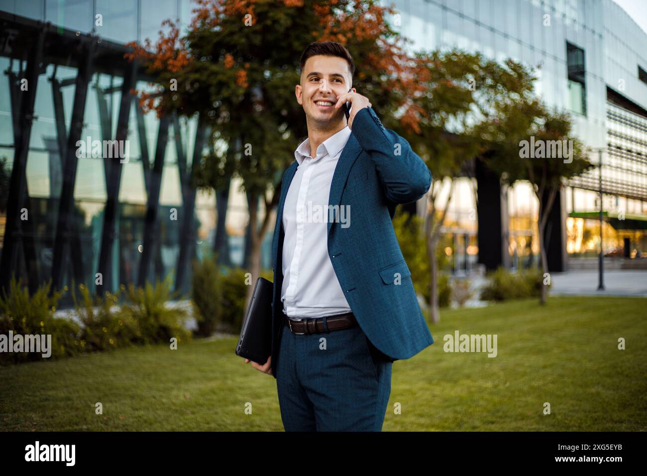 Formal work environment hi-res stock photography and images - Alamy