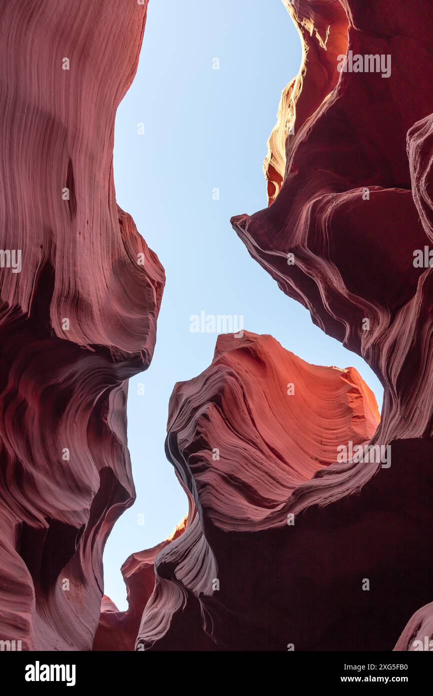 Windows 11 wallpaper hi-res stock photography and images - Alamy