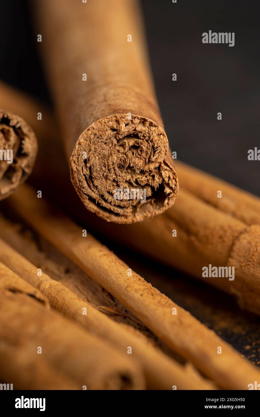 Cinnamon sticks for making cinnamon powder as spices, spices of ...