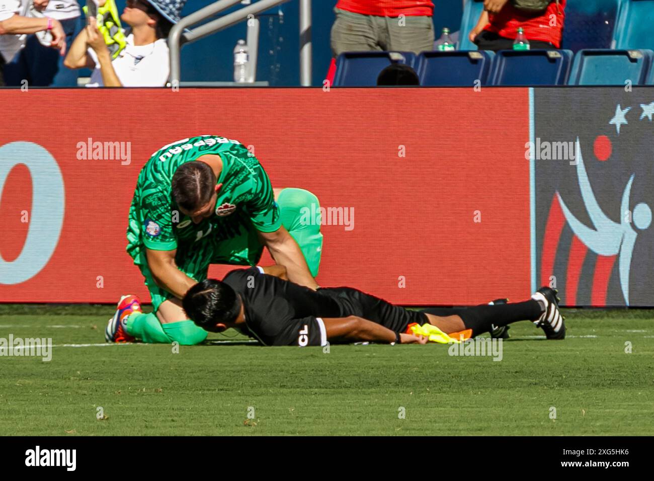 KANSAS CITY, KANSAS - JUNE 25: Goalkeeper Maxime Crepeau of Canada ...