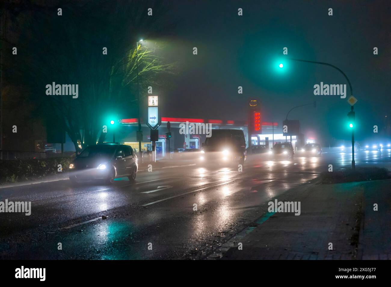 Green phase hi-res stock photography and images - Alamy
