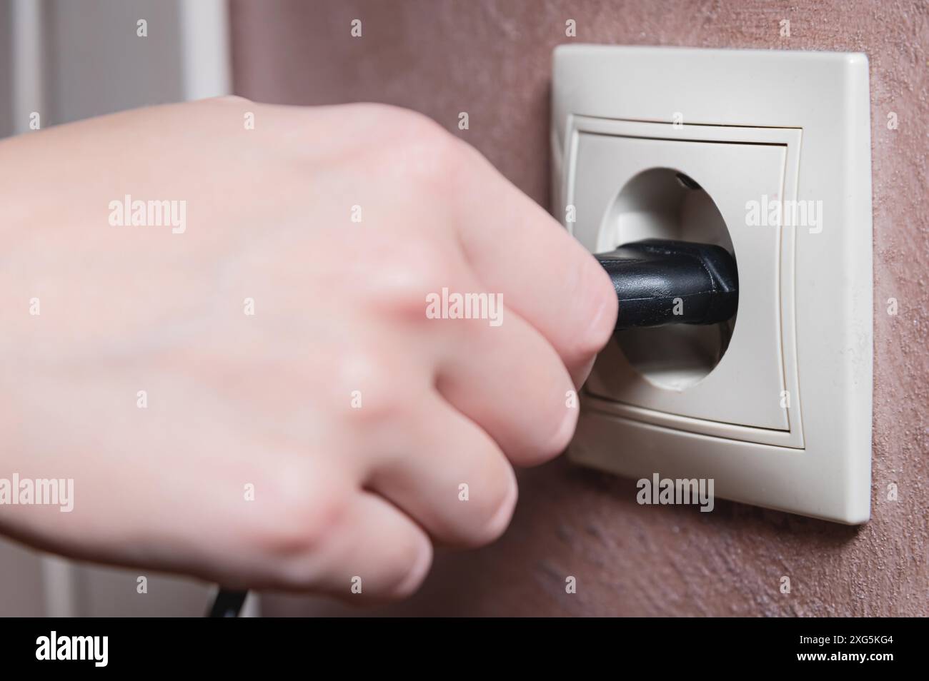 Socket inserts hi-res stock photography and images - Alamy