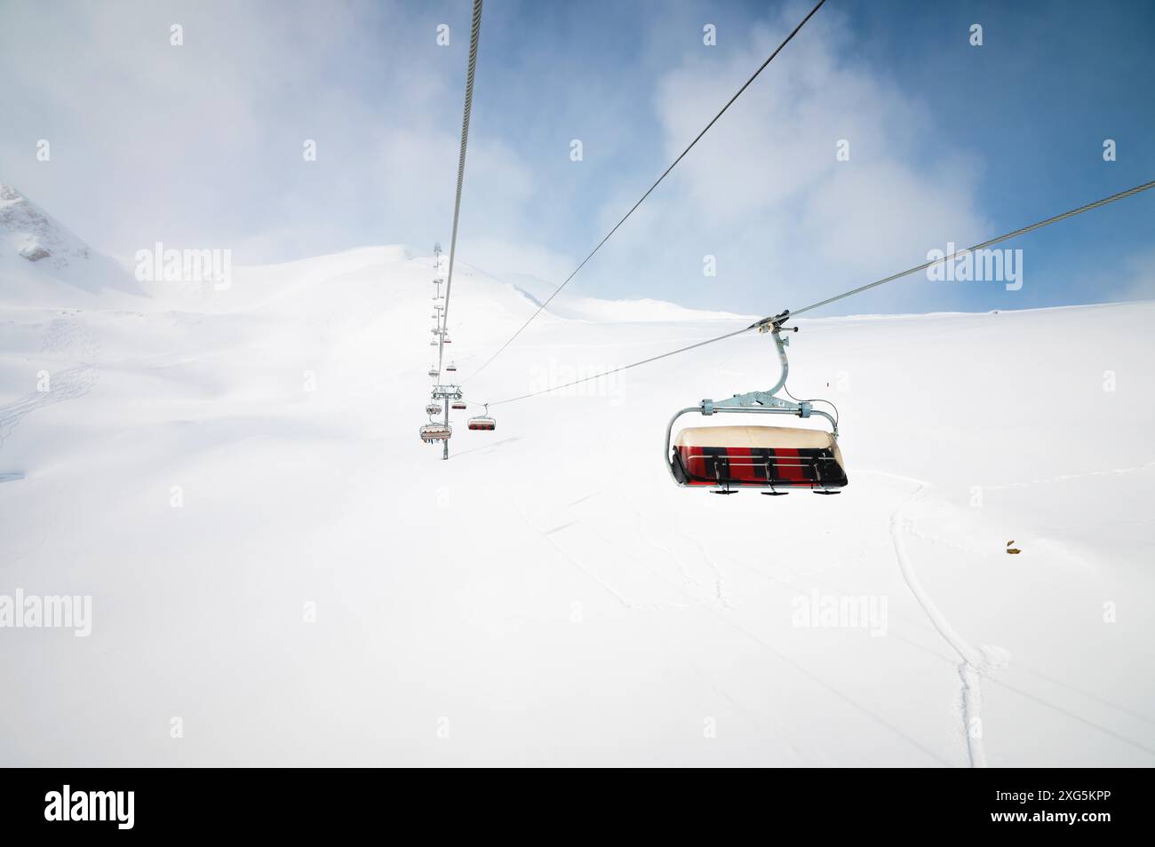 Good day skiing in hi-res stock photography and images - Alamy