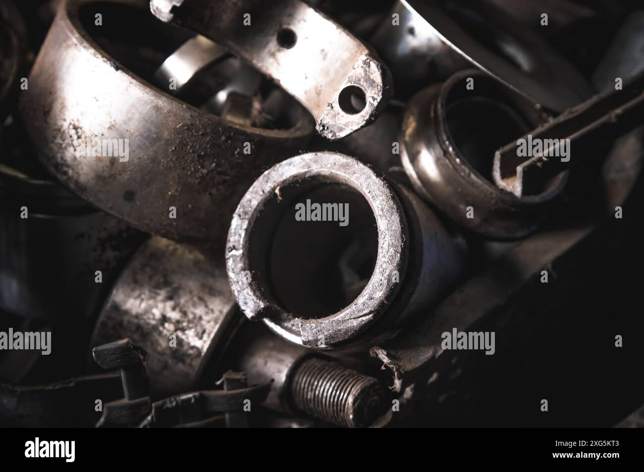 Broken truck parts hi-res stock photography and images - Alamy