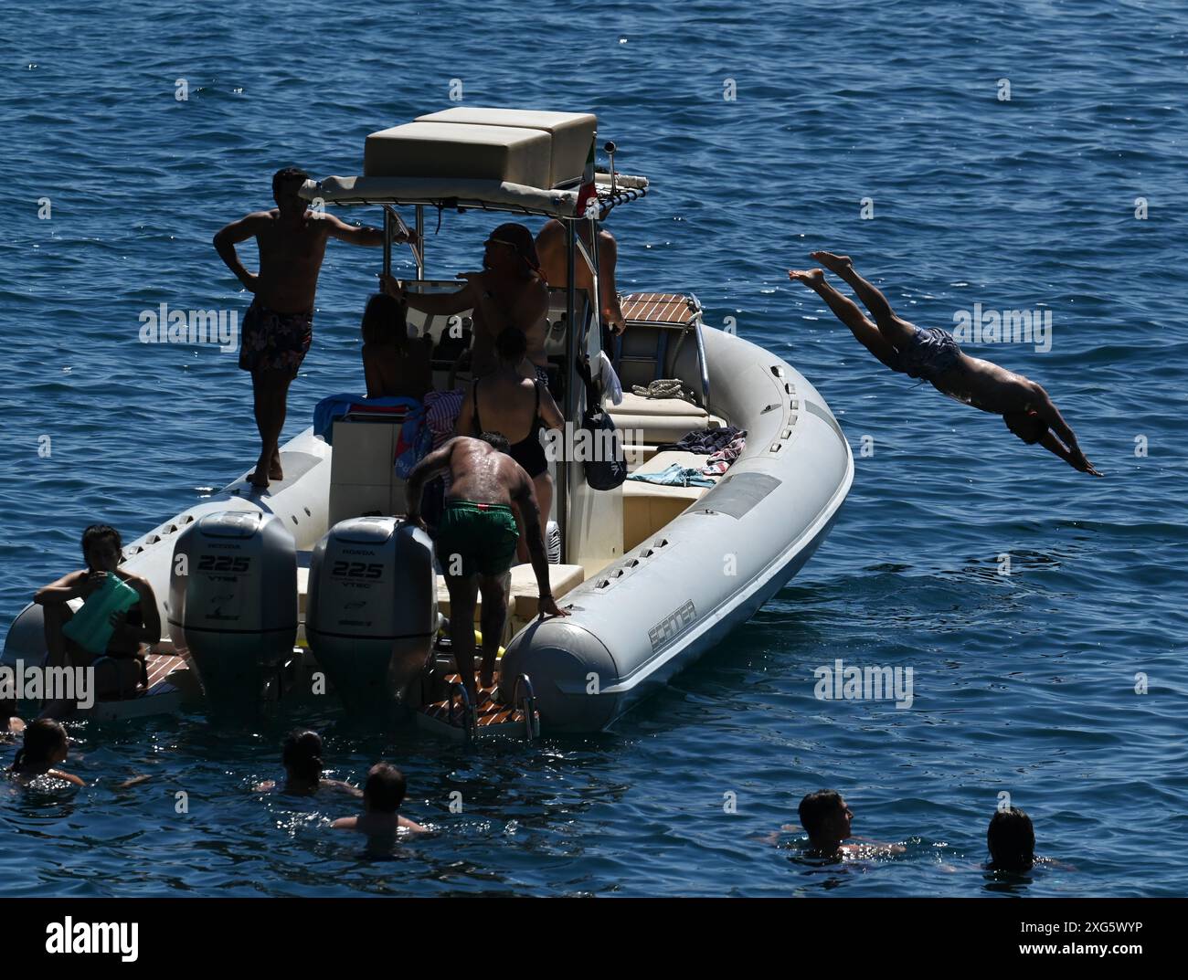 Dive to the tremiti islands hi-res stock photography and images - Alamy