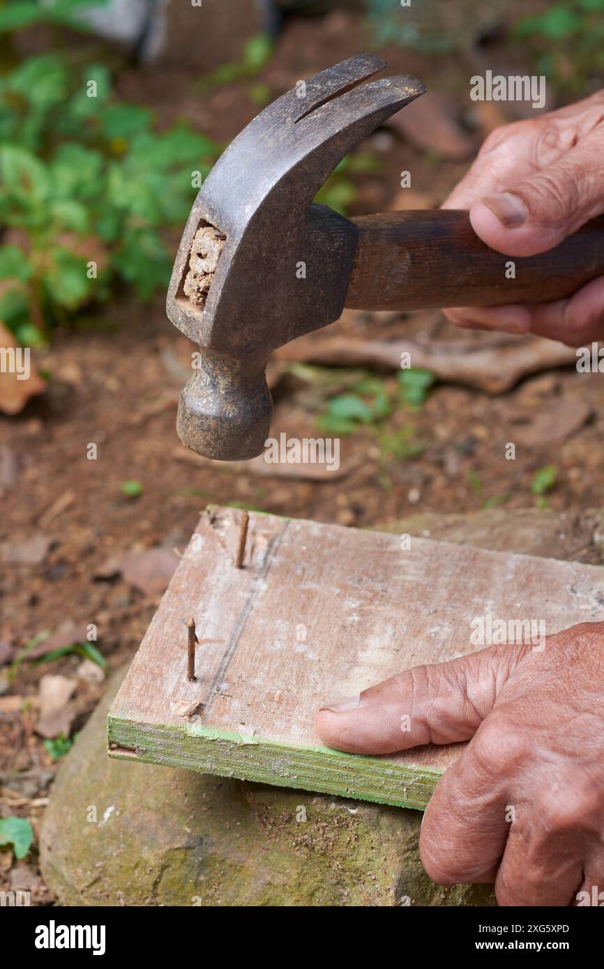 Carpentry technique hi-res stock photography and images - Alamy