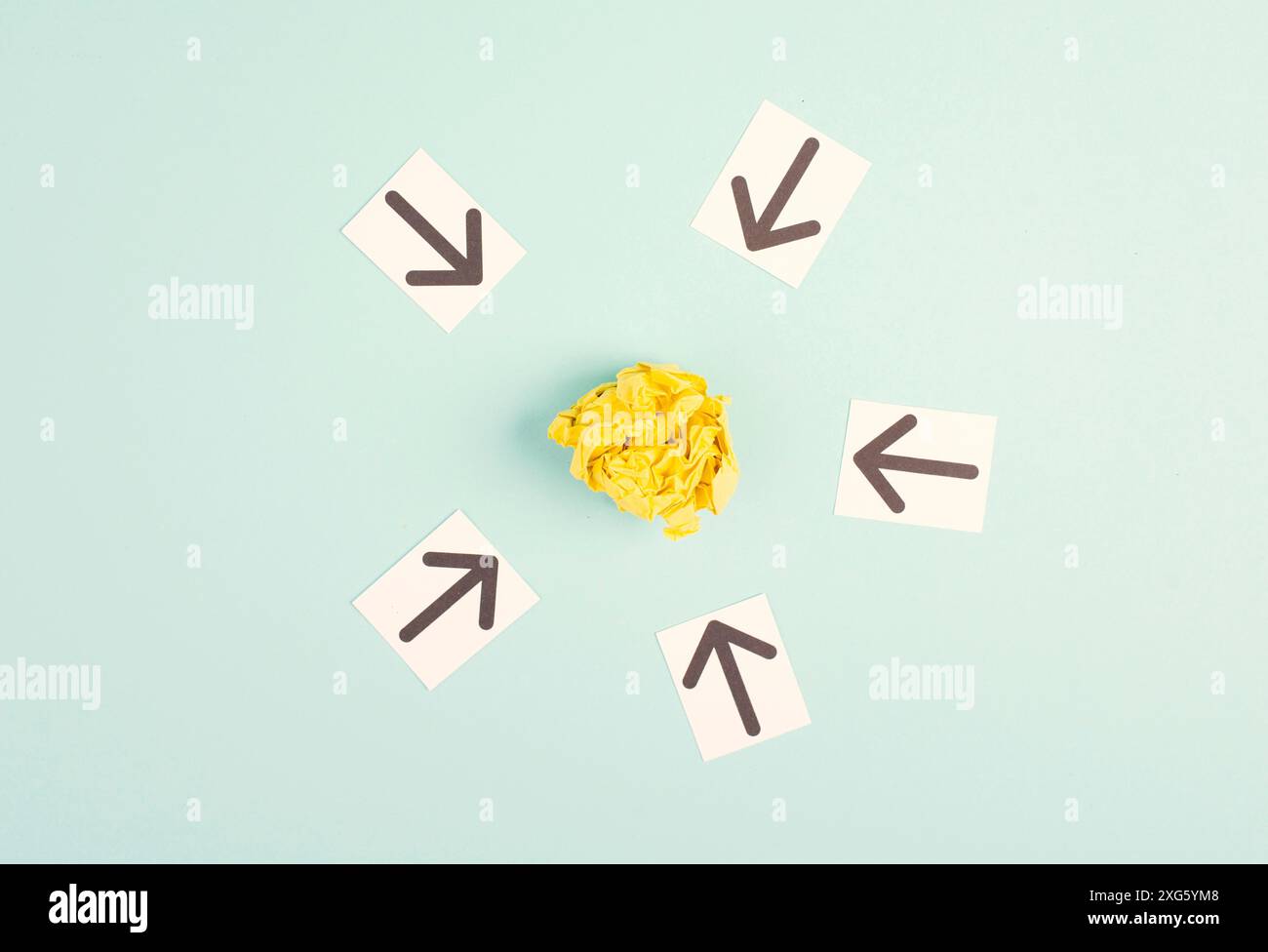 Teamwork solve problem hi-res stock photography and images - Alamy