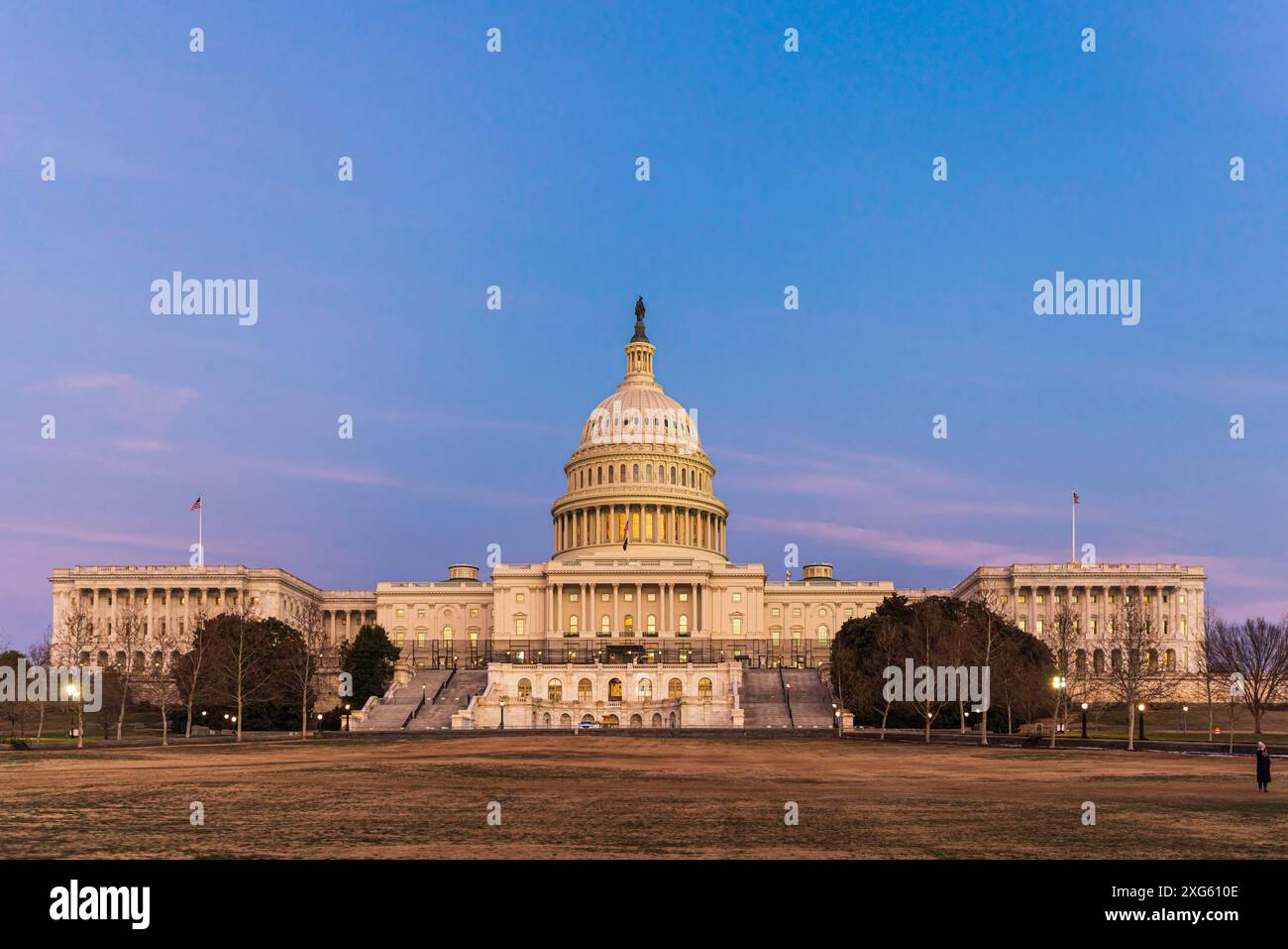 Capitol building dusk hi-res stock photography and images - Alamy
