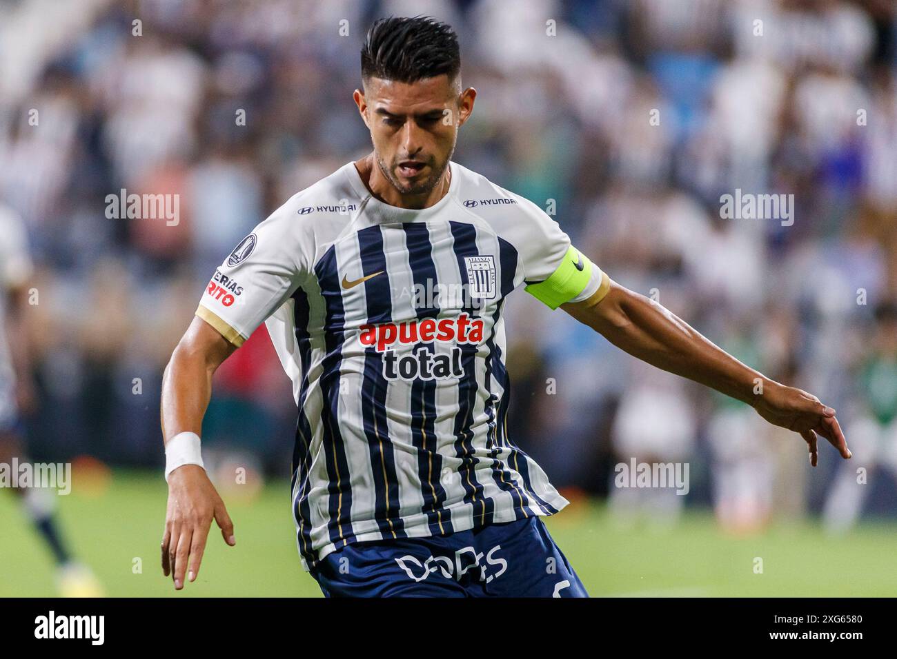 LIMA, PERU - APRIL 3: Carlos Zambrano of Alianza Lima during Copa ...