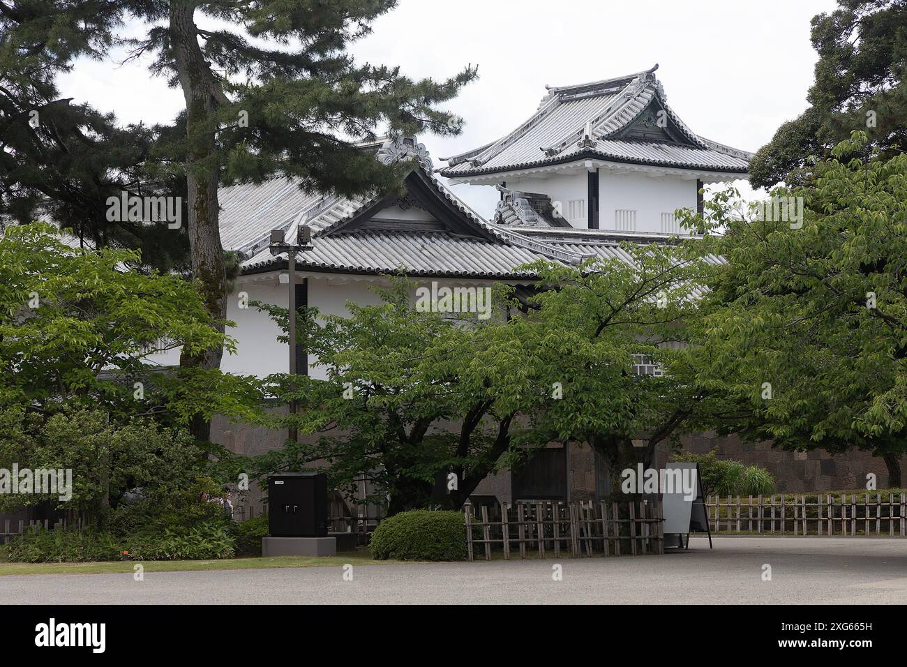 From 1583 to the end of the Edo Period, Kanazawa Castle (金沢城 ...