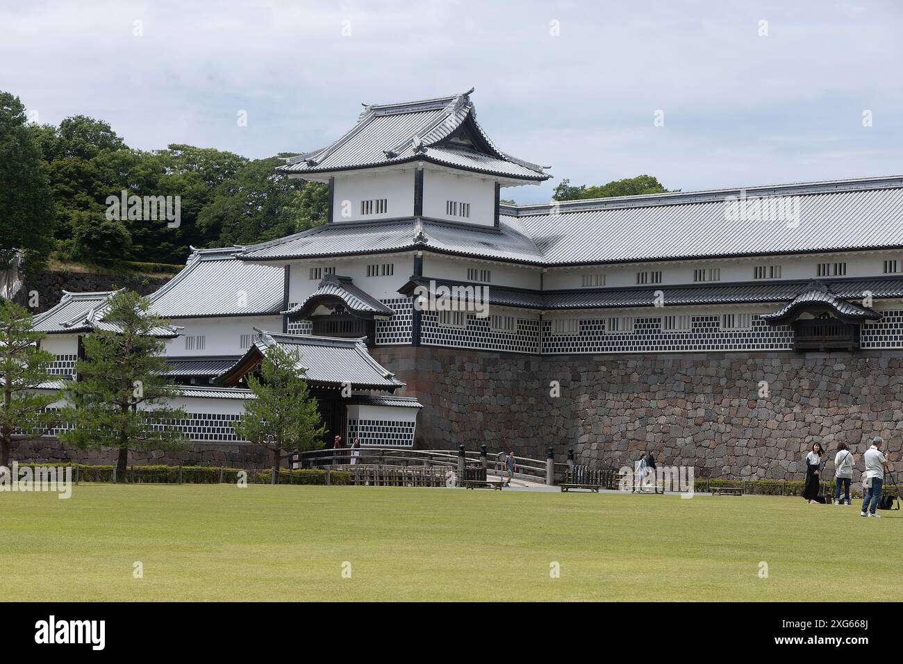 From 1583 to the end of the Edo Period, Kanazawa Castle (金沢城 ...