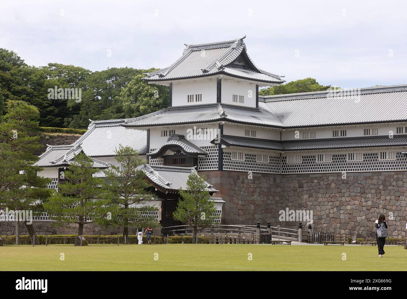 From 1583 to the end of the Edo Period, Kanazawa Castle (金沢城 ...