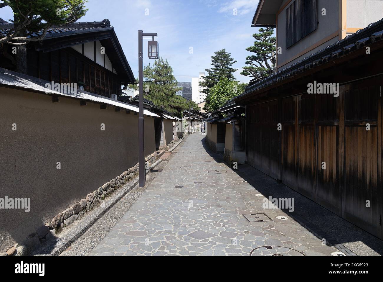 Nagamachi (長町) was a samurai district located at the foot of the former ...