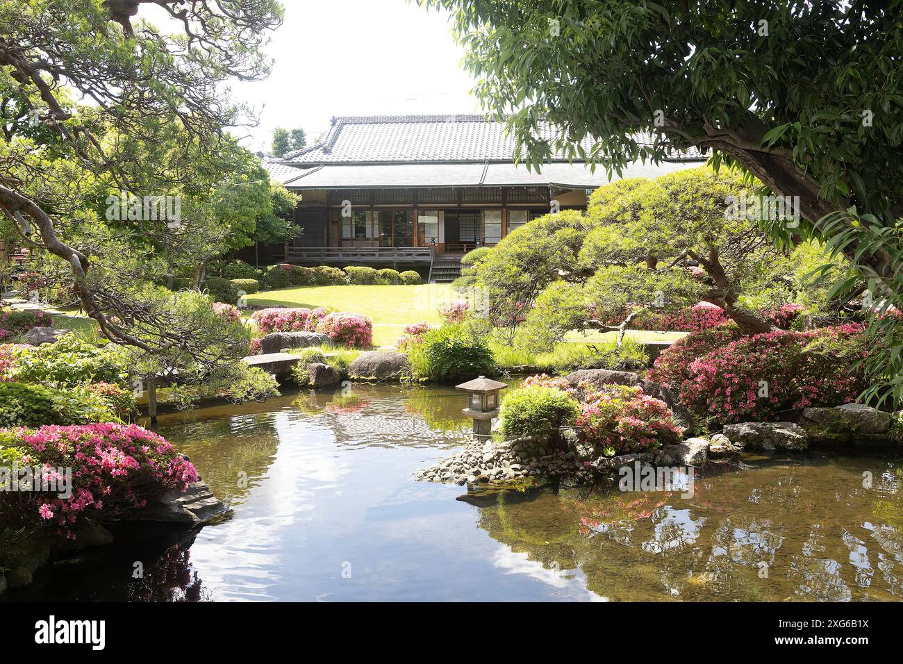 At the end of the approach stands the entrance gate of Shibamata ...