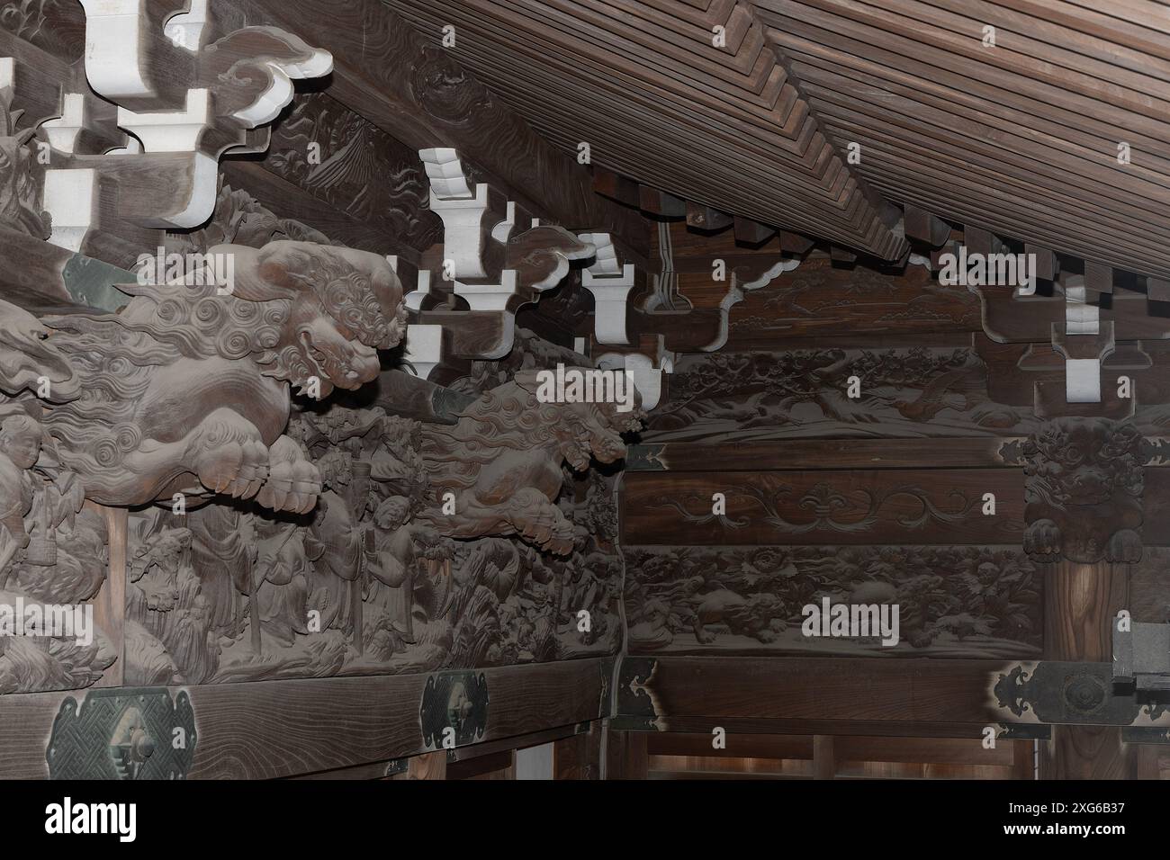 At the end of the approach stands the entrance gate of Shibamata ...