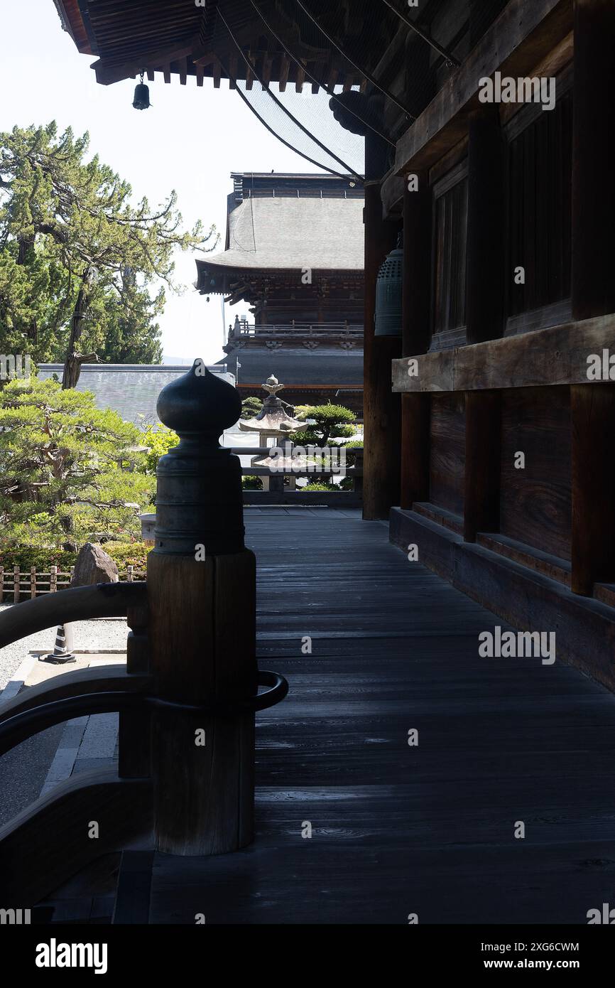 Nagano's Zenkoji Temple (善光寺, Zenkōji) is one of the most important and ...